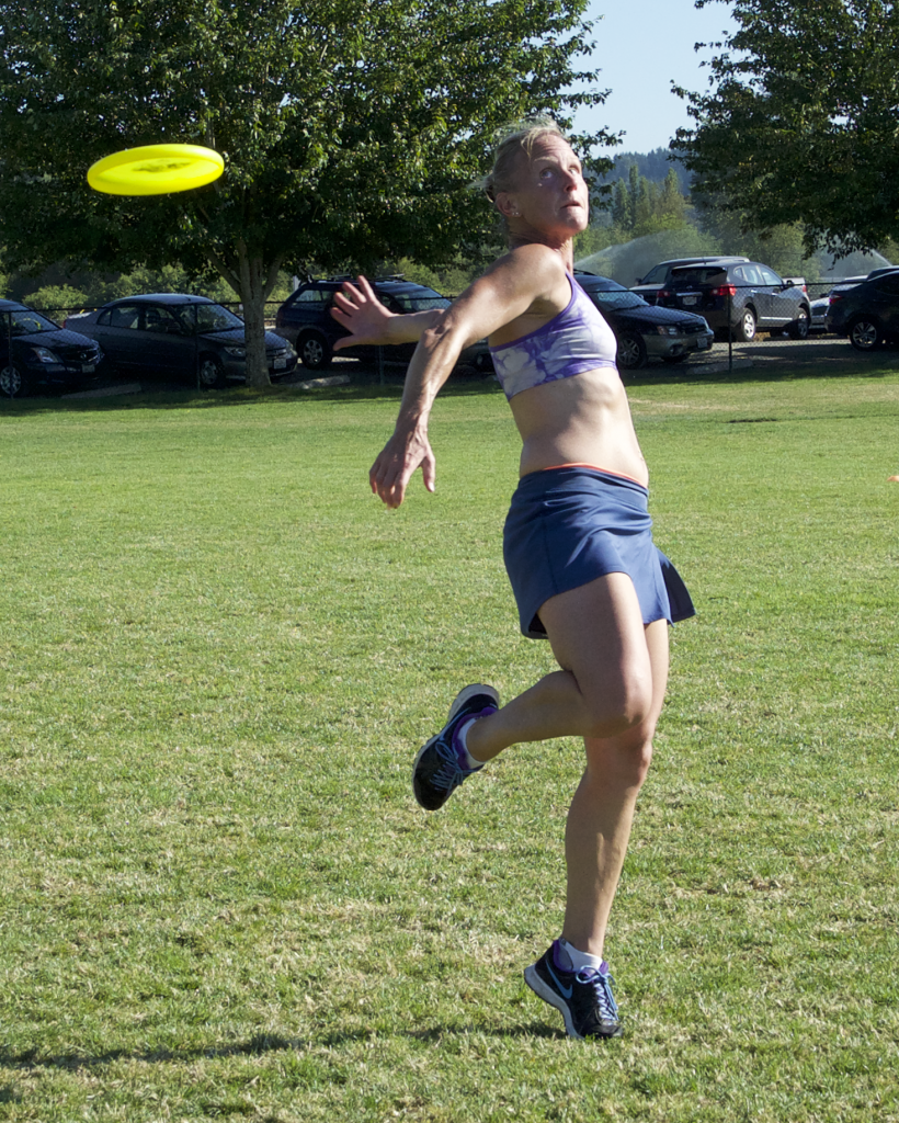 Cindy Crow – FrisbeeGuru